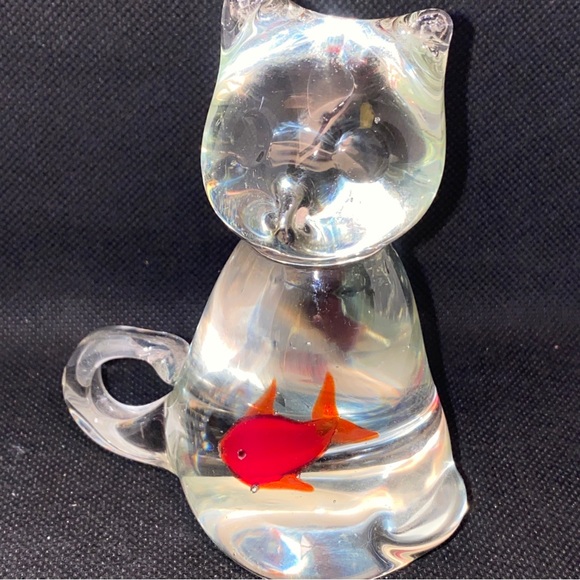 Accents | Crystal Cat Gold Fish Paperweight Figurine Glass Vintage Gold ...